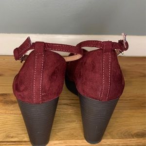 Report | Shoes | Womens Report Wedges | Poshmark